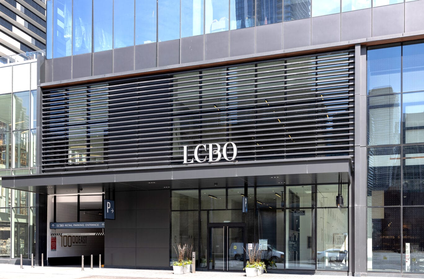 100 Queens Quay, Exterior – Riverside Group